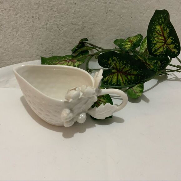 Grace Teaware | Kitchen | New Graces Teaware Whitecreamer With ...